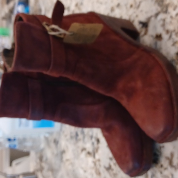 Born | Shoes | Born Womens Sz 1 Ankle Leather Boots | Poshmark